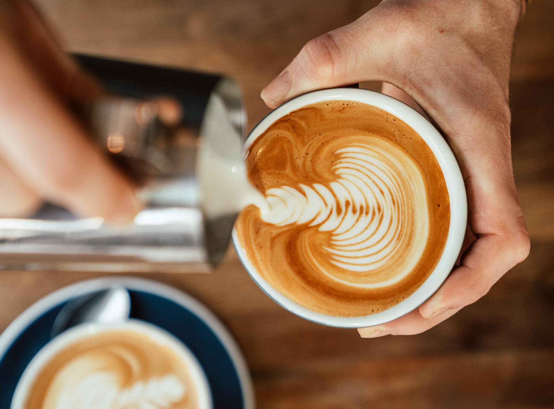 How To Make a Flat White: A Step-by-Step Guide